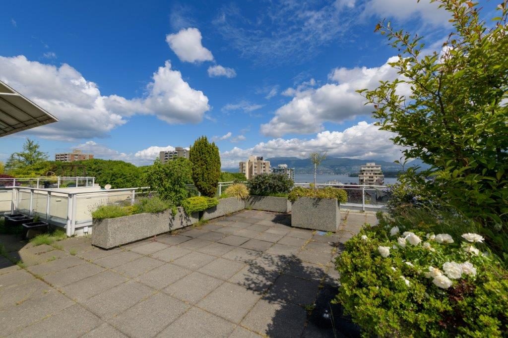 The Capers Building | 1978 Vine Street | Kitsilano