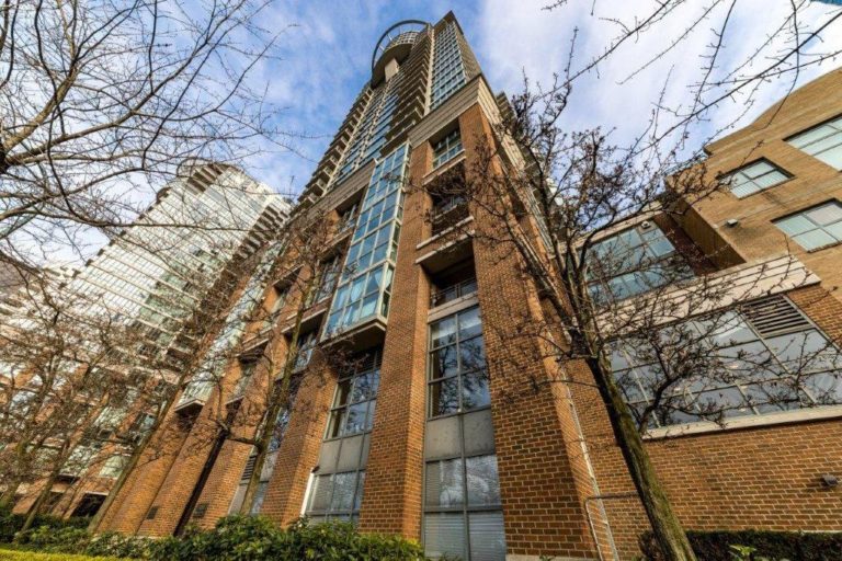 City Gate 3 | 1128 Quebec Street | Downtown Vancouver